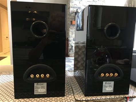 Revolver Music 3 Monitors Photo 4272468 Uk Audio Mart