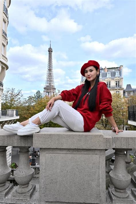 Paris Photographer Pics Parisian Metro 🚇 Вот и добралась до меня мода на фото с царапинами🙈