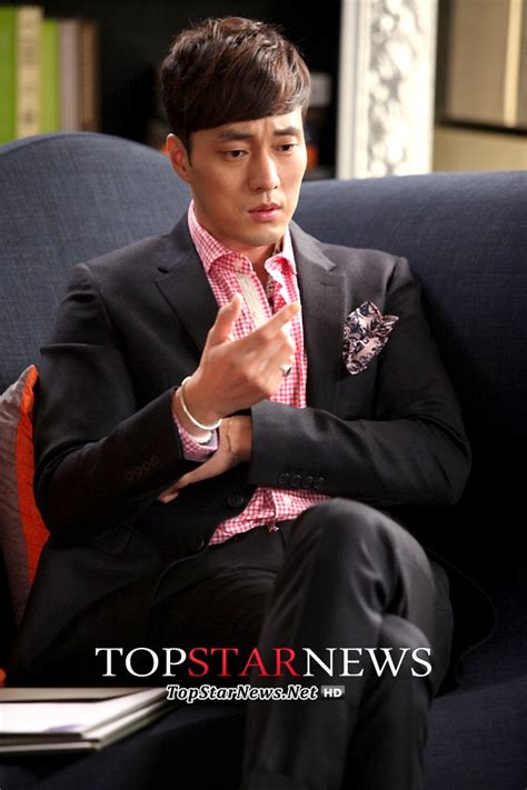 소지섭so Ji Sub ‘까칠한 사장님 포스에서 ‘코믹 표정까지 ‘로코킹 등극 장재연 기자 톱스타뉴스