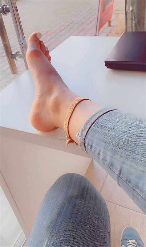 جوراب شیشه ای کی دوست داشت 😉