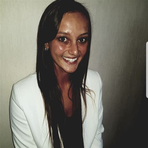 Flora Rud Sachbearbeiterin Abwicklung Und Logistik Tadiran