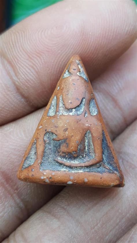 พระนางพญา พระบ้านสะสม ราคาแบ่งปัน Ennxo