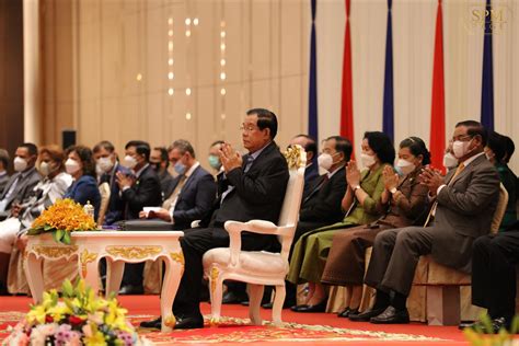 សម្តេច តេ ជោ ទម្លាយ ករណី ដុត ឬ បោះចោល ឯកសារ ស្នើ សុំ បង្កើត ស្ថាន បេសក កម្ម ចិនតៃវ៉ាន់ នៅ