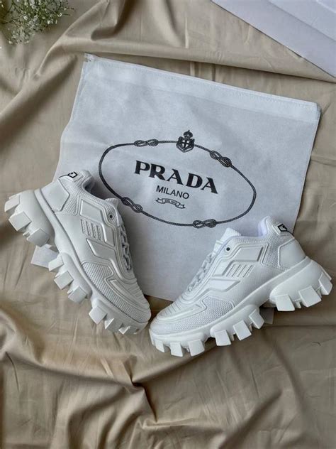 Жіночі кросівки Prada Cloudbust женские кроссовки прада — ціна 2100 грн у каталозі Кросівки
