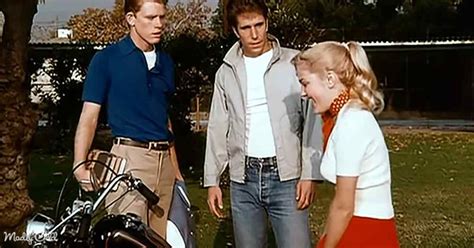 Fonzies Motorcycle A Cool Look Back At Happy Days Madly Odd