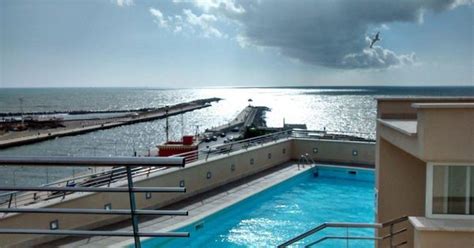 Vishrut Gupta On Linkedin While A Layover Of Eight Or Nine Hours Doesn