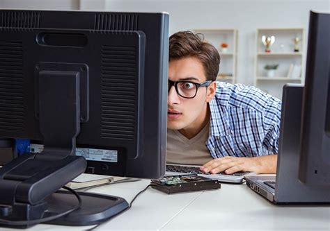 SOLVED Why Does My Acer Monitor Keep Flickering Volt Fixer