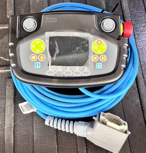 Abb涂装机械手维修3hna024941 001示教器通电无显示 Abb机器人维修 工业机器人保养 伺服电机维修 示教器维修 广州abb机器人维修