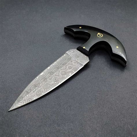 Raindrop Pattern Damascus Push Dagger With Buffalo Horn Handle Inyathi Handmade Knives