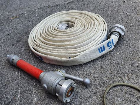 Пожар изпепели бившия селскостопански техникум в Кърджали Информационна агенция ПИК