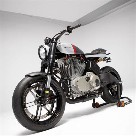 One Off Buell Xb12 Street Tracker Flaunts Entirely New Frame And Carbon