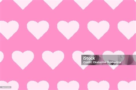 바비 스타일 손으로 그린 낙서 작은 분홍색 하트는 바비 핑크 배경 매끄러운 패턴에 있습니다 발렌타인 데이 그래픽은 엽서 광고 포장지입니다 0명에 대한 스톡 벡터 아트 및