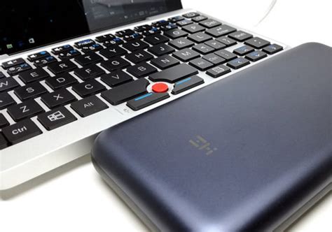 USB PD対応のモバイルバッテリー「ZMI QB820」をレビュー！大容量だけど機能も充実！│とんちき録