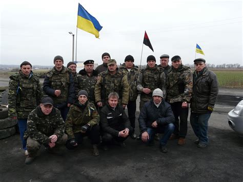 Важко говорити про Олега Собченка в минулому часі Він не мав загинути бо Бог не має забирати