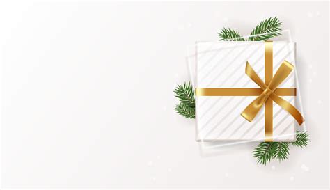 크리스마스 트리 가지가있는 흰색 배경에 현실적인 선물 상자 장식용 물건 판매 배너 전단지 및 브로셔 휴일 크리스마스 새해 상단보기 평평한 누워 3차원 형태에 대한 스톡 벡터