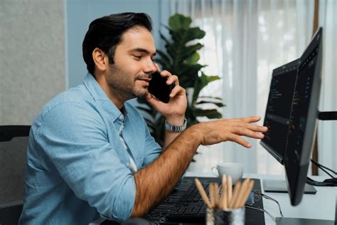 Premium Photo It Developer Calling To Coworker Solving Problem Coding