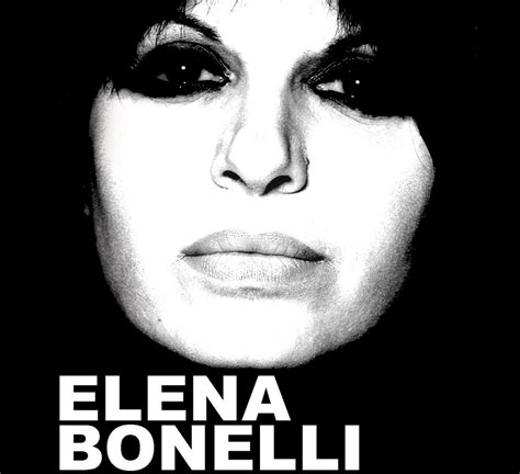 Elena Bonelli Interpreta Brecht Visumnewsit