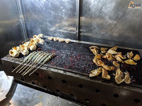 Vietnamese Street Foods A Guide To Snails On A Plate I Tour Vietnam