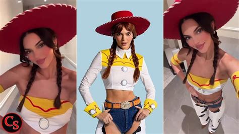 Kendall Jenner Dress Like Toy Story Jessie For This Year Halloween Video Pretty Halloween