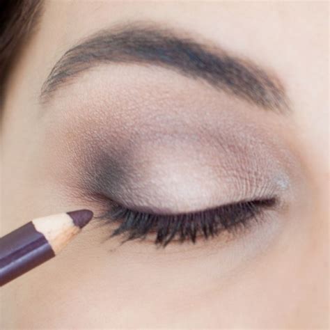 Do It Yourself Smokey Eye Makeup For Daytime Tutorial Let Us