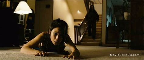 Chasty Ballesteros Neighbors