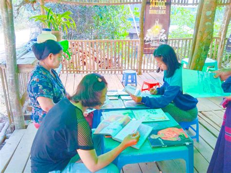 စာဖတ်ရှိန်မြှင့်တင်ရေးအတွက် လိပ်သိုမြို့ အမှတ် ၃ ရပ်ကွက်ရှိ စာဖတ်သူများထံသို့ Mobile စနစ်ဖြင့