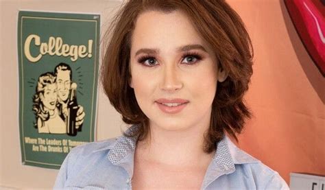 Anna Blaze Biographywiki Age Height Career Photos And More