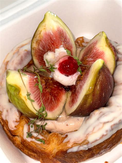 대구 더현대 브리튼헨지 디저트 팝업 두바이 초코 소금빵 카라멜 크런치 소금빵 딸기잼 스콘 무화과 페스츄리 네이버 블로그