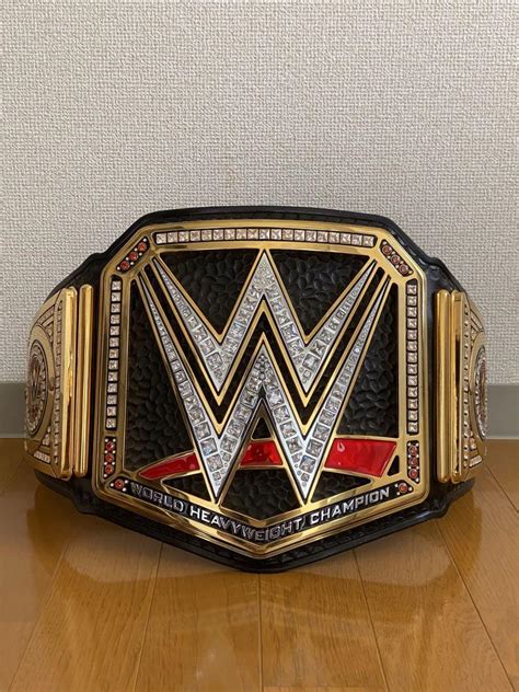 Wwe チャンピオン ベルトofficial Tv Authentic メルカリ