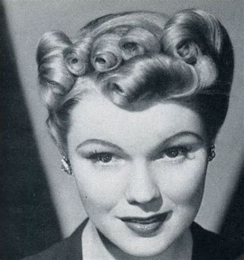 Victory Rolls The Hairstyle That Defined The 1940s Womens Hairdo