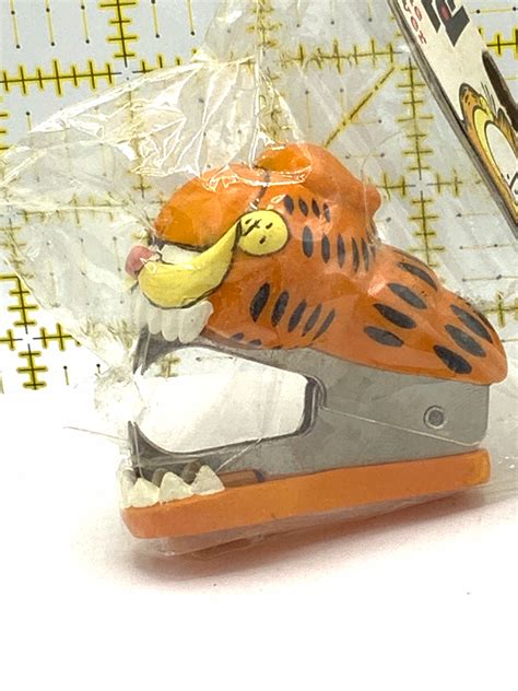 Vintage Garfield Staple Remover Cat Orange Etsy