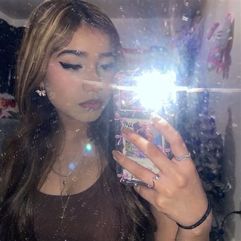 𖤐 itz jenny97 Threads Say more