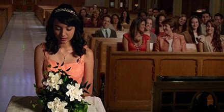 Jane The Virgin Problems Every Latina Can Relate To Popsugar Latina