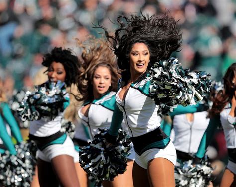 The Philadelphia Eagles Win See Game Day Photos And Cheerleaders Too