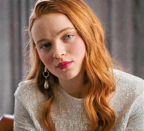 Sadie Sink Scrolller