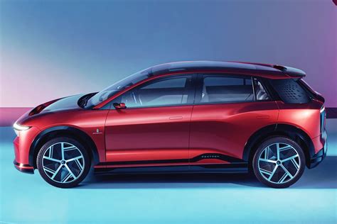 Ceer News Views Reviews Photos And Videos On Ceer Esquire Middle