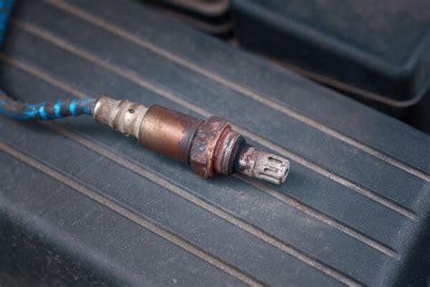 Upstream Vs Downstream O2 Sensor Whats The Difference In The Garage With CarParts Com