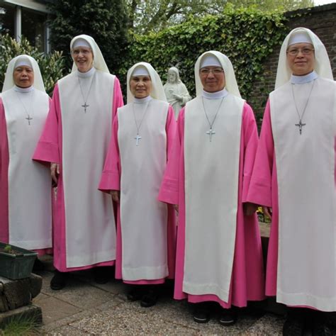 The Pink Sisters Get To Know The Women Who Only Wear Pink Notorious Mag