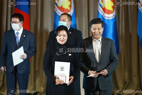 Г Мөнхцэцэг Сү Батболд нарын сонгогдсон Дундговь аймаг сүүл мушгив