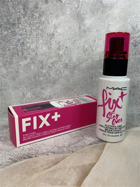 Спрей фиксатор для макияжа mac fix + stay over setting spray alcohol ...