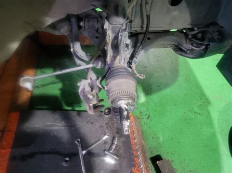 뉴카렌스 주행중 웅웅 소음발생 허브베어링소음으로 확인 허브베어링 휠베어링 교환 By 구미차량잡소리 점검 및 수리 전문 공업사 석적 스피드모터스 네이버 블로그