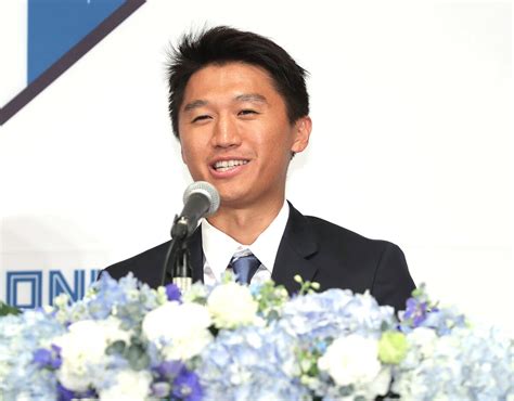 【日本ハム】加藤豪将が入団会見「夢のよう」背番号3 長文レターで思いつづる スポーツ報知