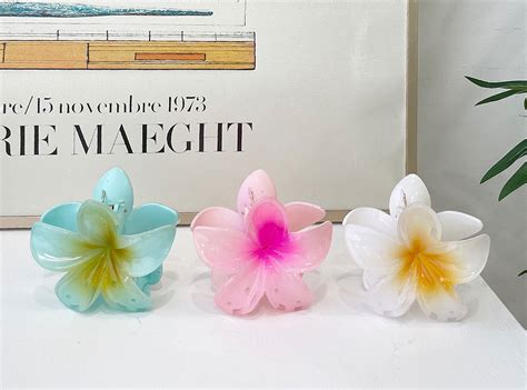 유유존 알로하집게핀 헤어핀 나비핀 플라워핀 꽃핀 걸리쉬 러블리 유니크 키치 하이틴 비치아이템 비치룩 꾸안꾸 입체 데이트룩 휴가 물놀이 수영장 비키니 신상 3컬러