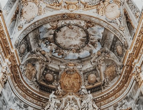 바로크 극적인 장식의 특징 Genspark