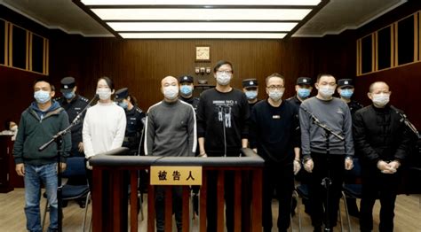 上海滩富豪戴志康诈骗596亿