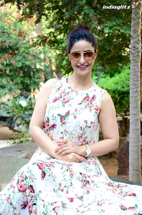 suman rana photos bollywood actress photos images gallery stills and clips