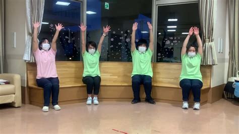 【高齢者向け】忘年会で盛り上がる出し物