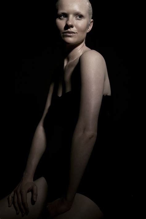 Naked Lauren Dawes Added By Gwen Ariano