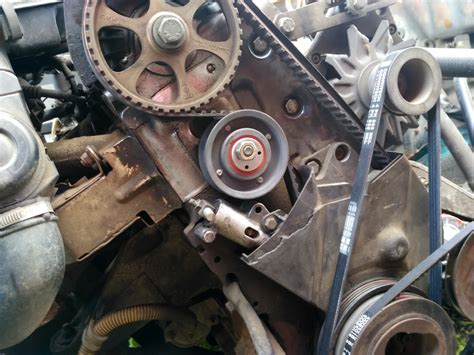 Демпфер устройства натяжения ремня Двигателя Аbt — Audi 80 B4 2 л 1994 года запчасти