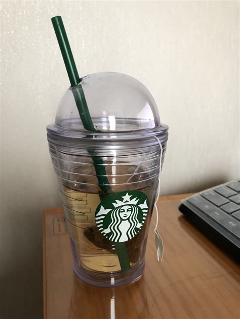 플라스틱 콜드컵에 뜨거운물 잠깐 넣는건 괜찮죠